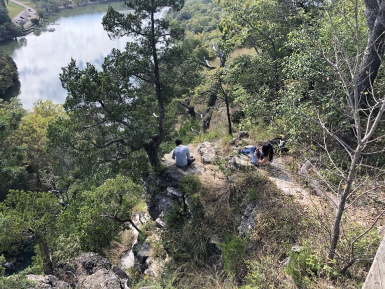 Your Guide to Ha Ha Tonka Lake of the Ozarks State Park (2023)